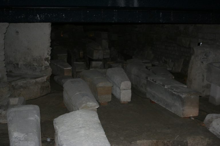 TOMB OF JOB - The Complete Pilgrim - Religious Travel Sites